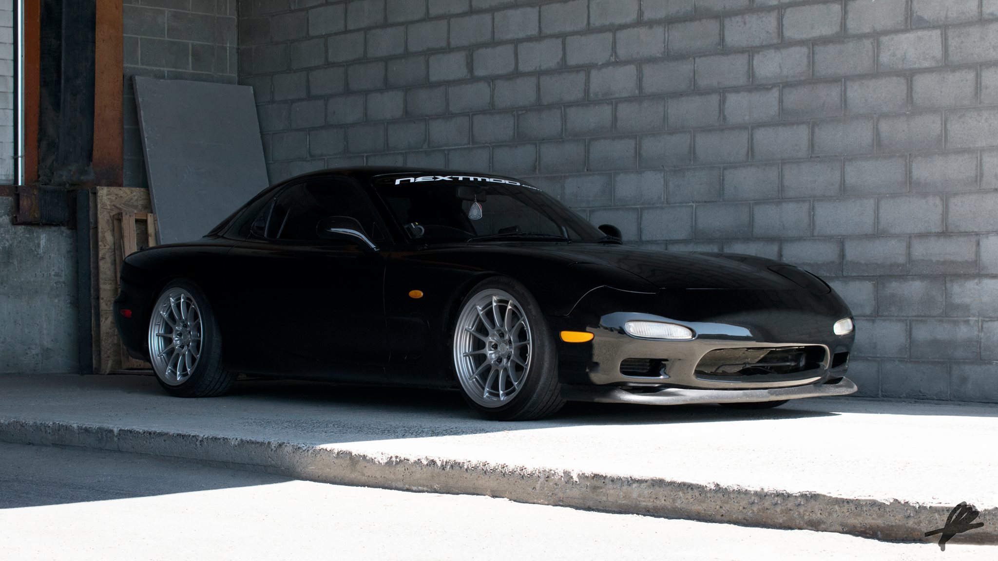 1992 Mazda RX-7 on Enkei NT03+M