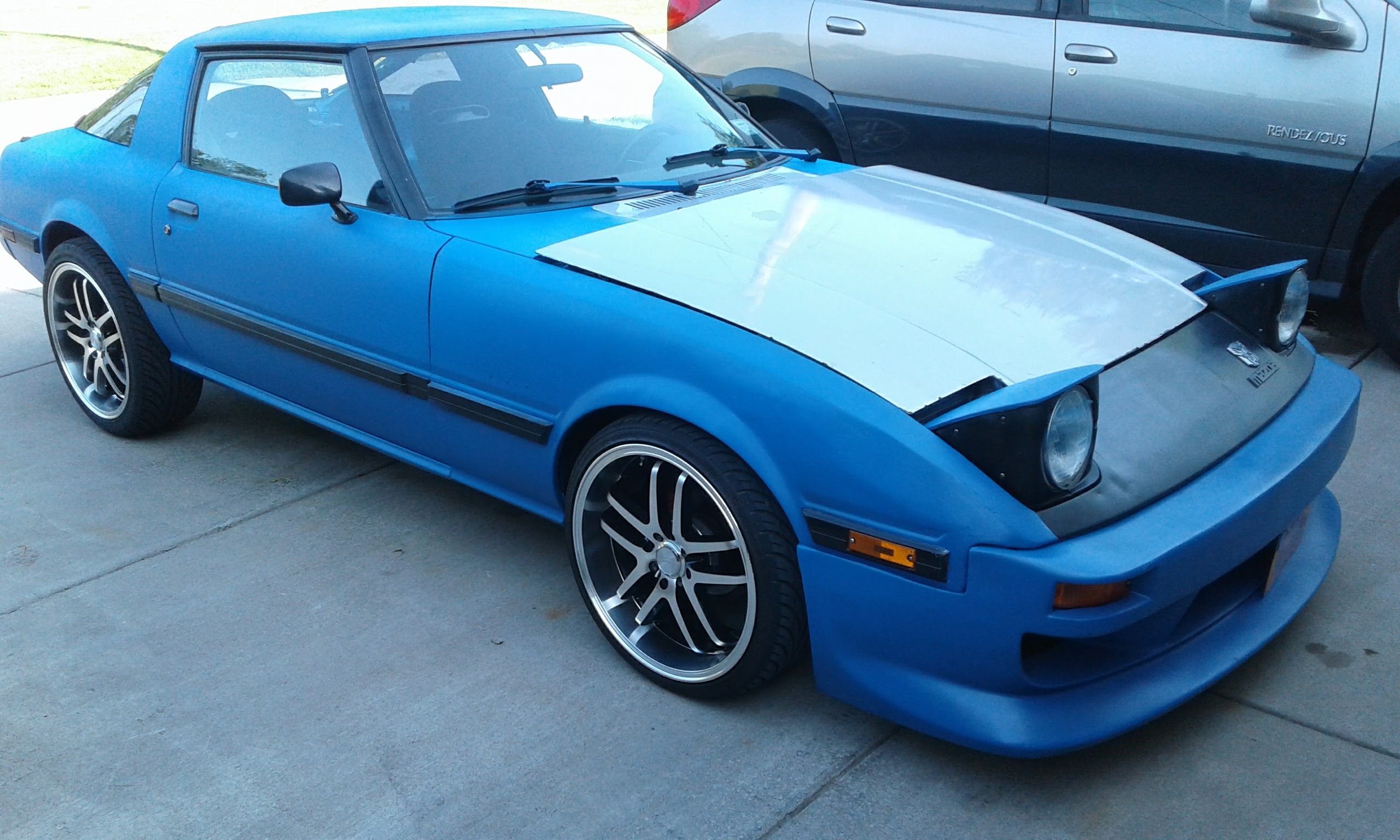 1985 Mazda RX-7 on OZ Racing Crono HT