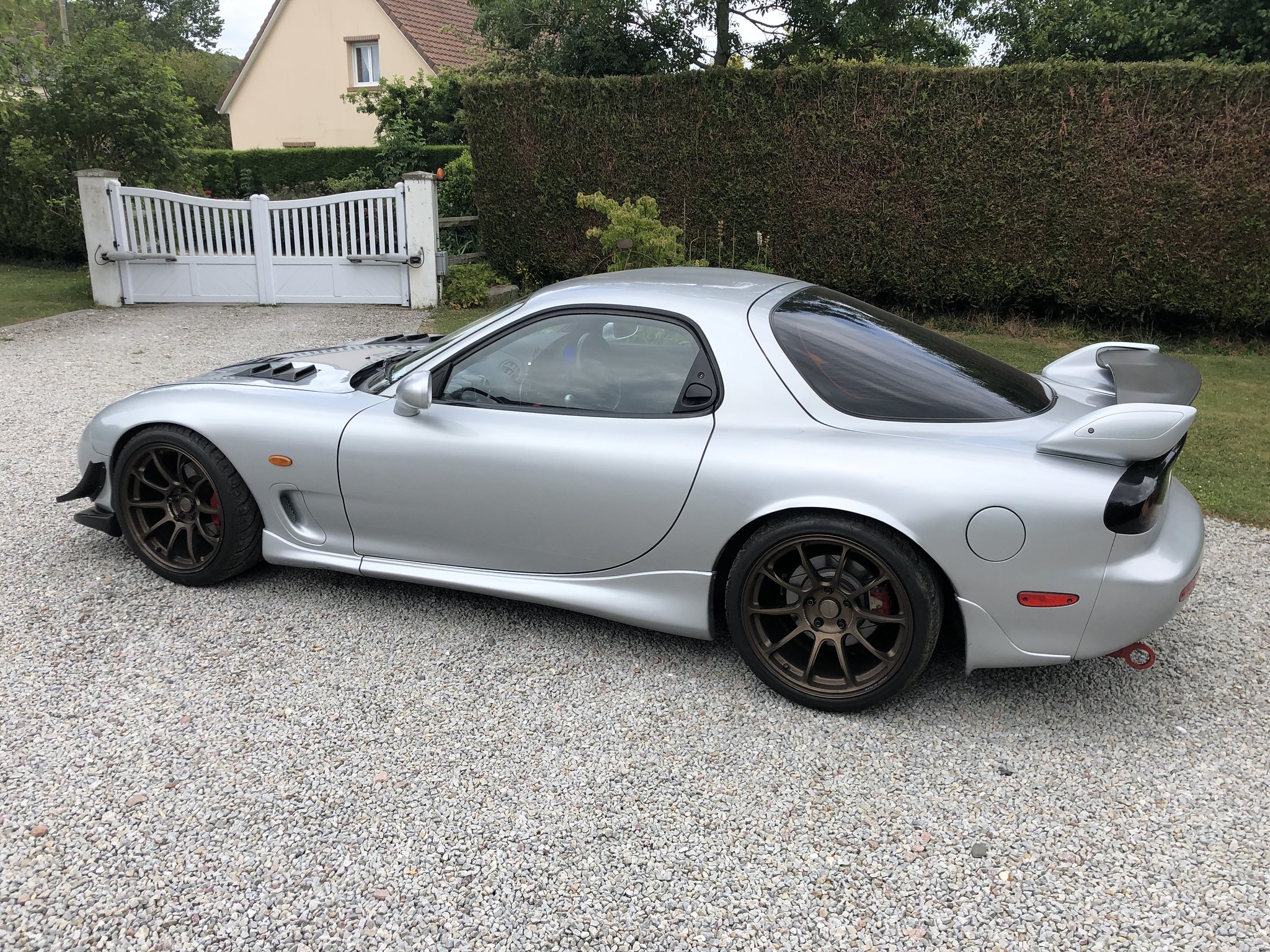 2000 Mazda RX-7 on Volk Racing ZE40